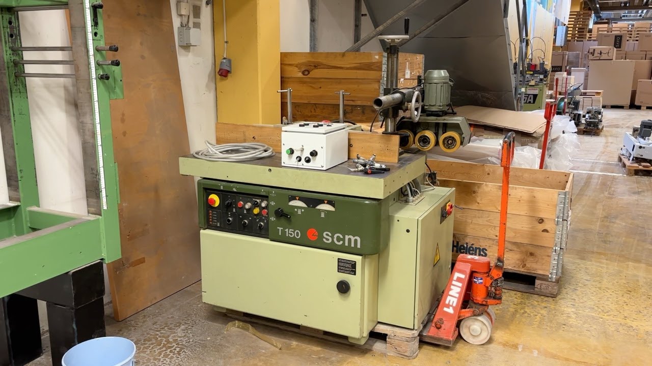 Köp Bordsfräs SCM T150 med matare på Klaravik - YouTube