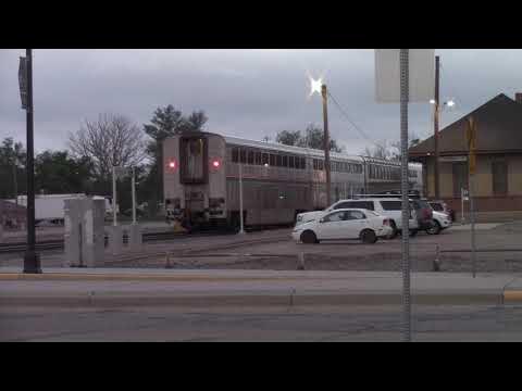 Amtrak California Zephyr #5 comes in hot at Fort Morgan CO 11 Jun 2023 - YouTube