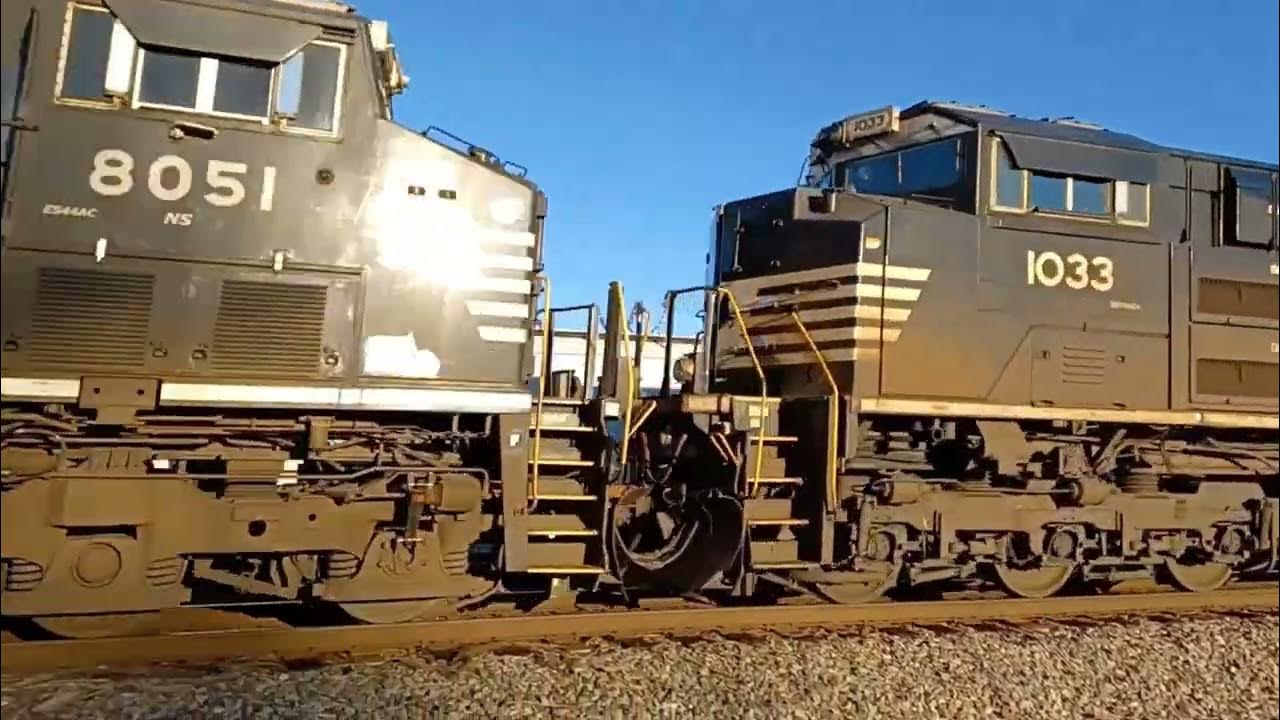Super Aggressive Norfolk Southern ES-44 & ACe Leaders #4456-27A / #4368-28R & Bonus NS #4305 ...