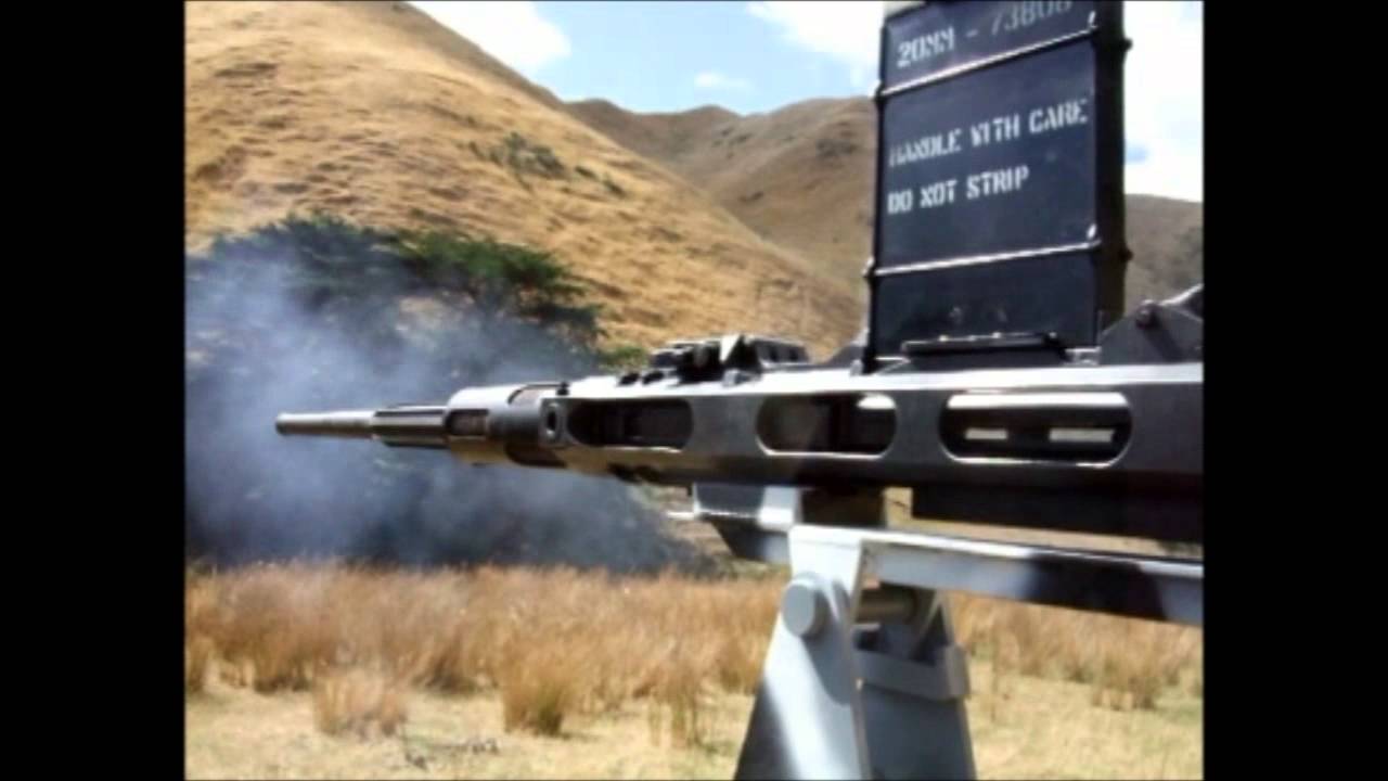 WWII Oerlikon 20mm AA Cannon (Semi-Auto) - YouTube