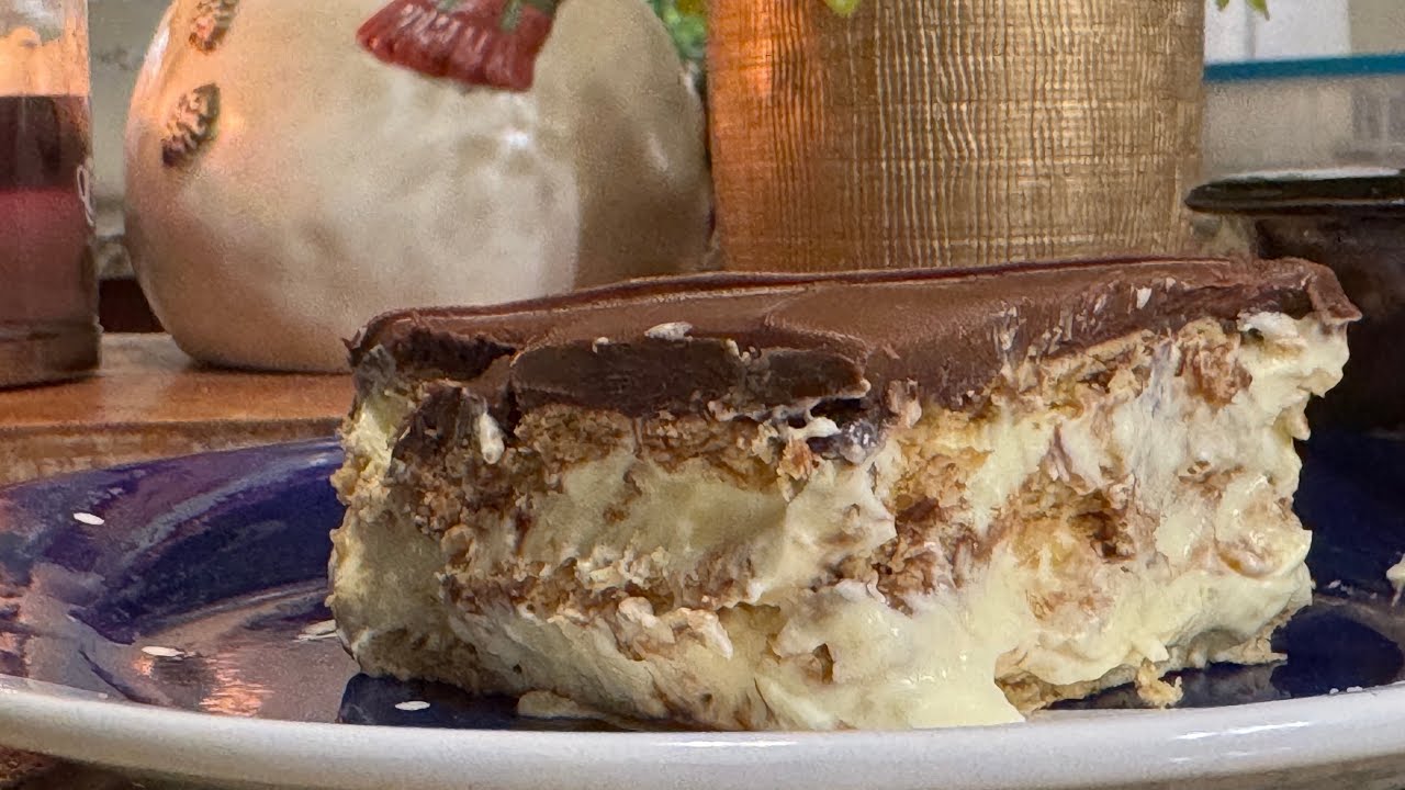 Old fashioned eclair cake - YouTube