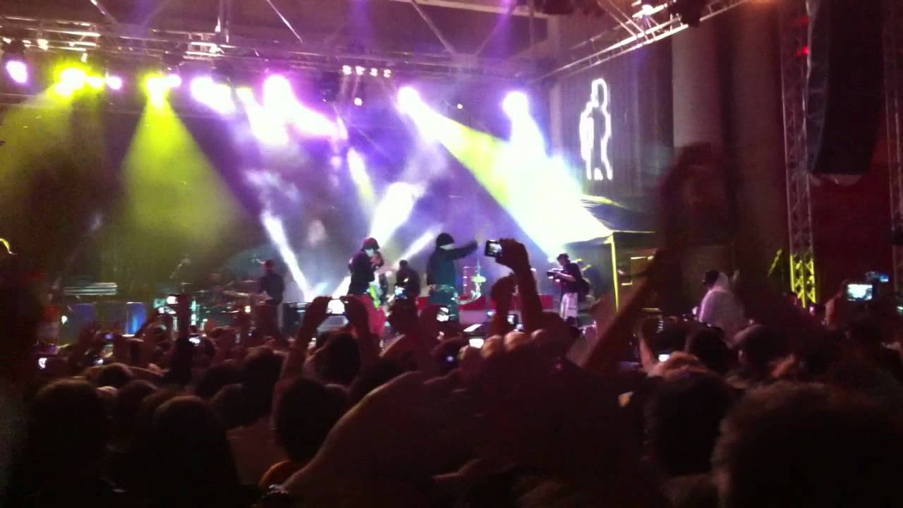 Inna - Live at Arenele Romane Bucharest - Intro & Sun is up - YouTube