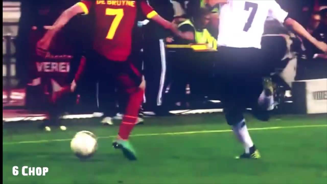 Top 10 Best Soccer Skills & Tricks - YouTube