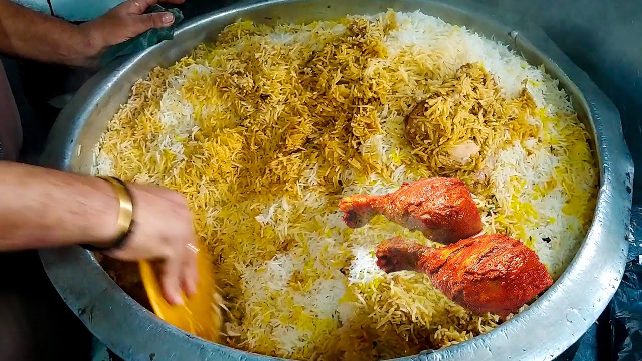 World Famous Hyderabadi CHICKEN BIRYANI MAKING | Street Cooking Channel ...