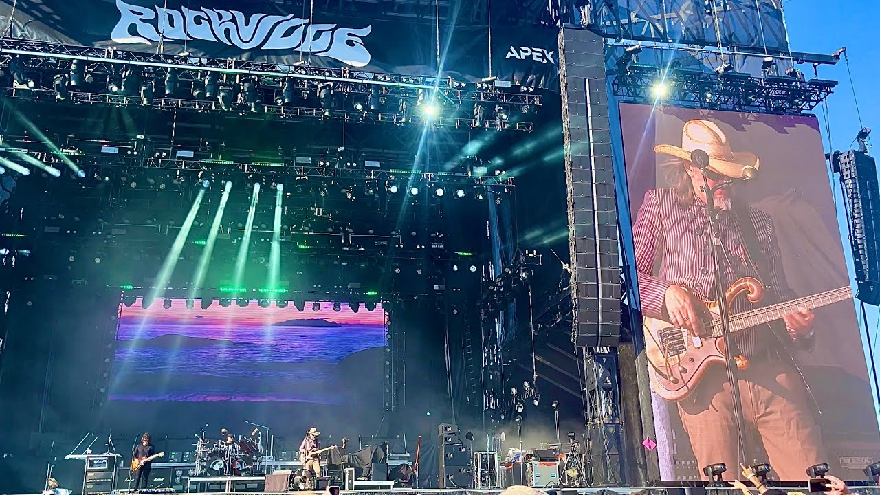 Primus - Wynona’s Big Brown Beaver Live at Welcome To Rockville Daytona ...