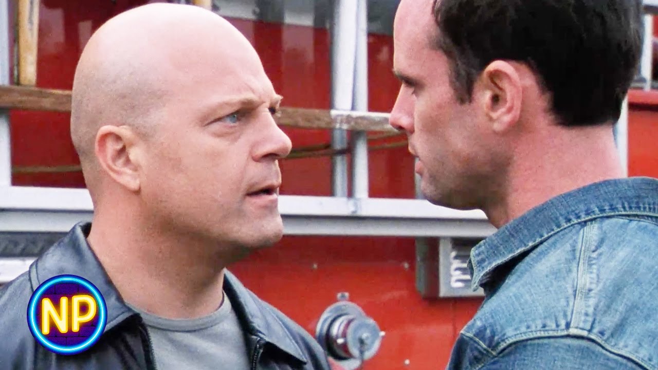 "Did I Ask For Your Help?" | The Shield Season 2, Episode 2 | Now ...