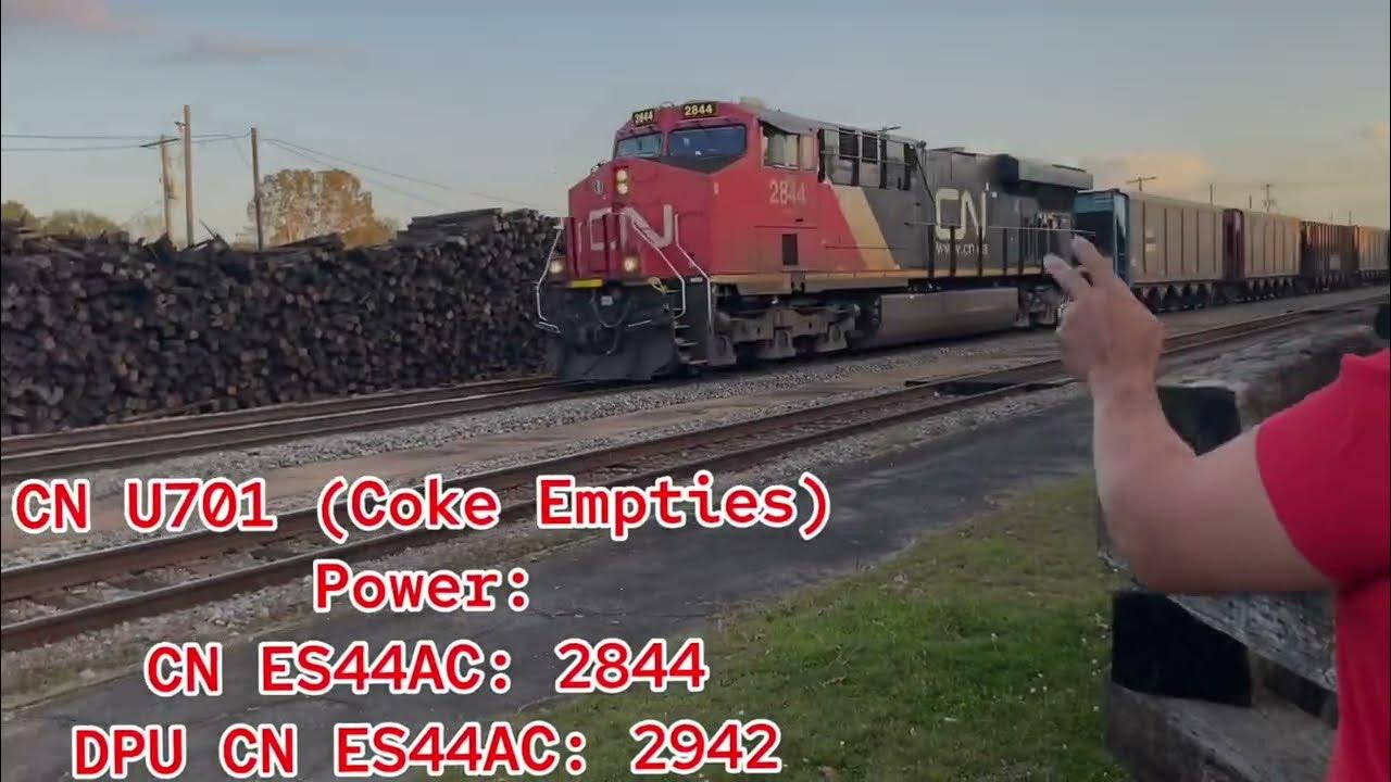 CN 2844 Leads Coke Empties U701 on 11/23/20. - YouTube