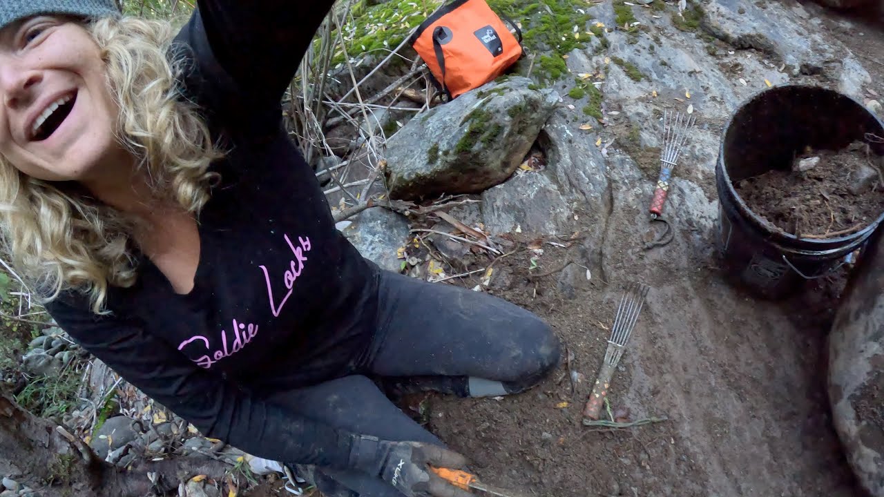 How to dig for gold on bedrock and see what I find! - YouTube