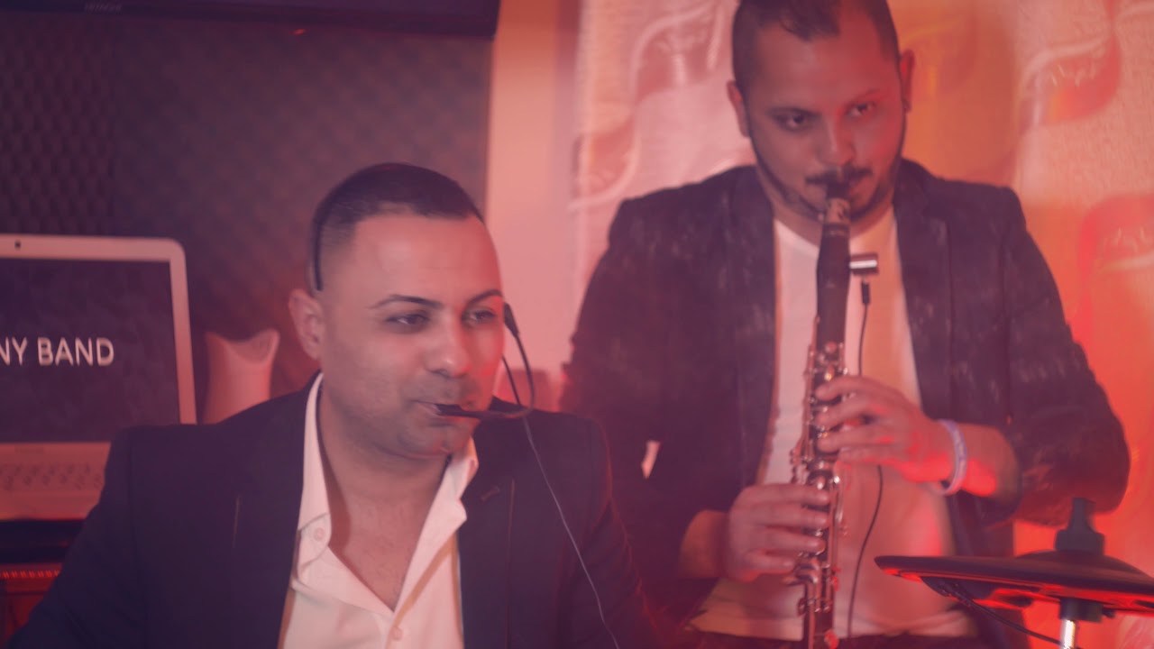 Sunny Band - Moderno |OFFICIAL 4K UHD MUSIC CLIP| - YouTube