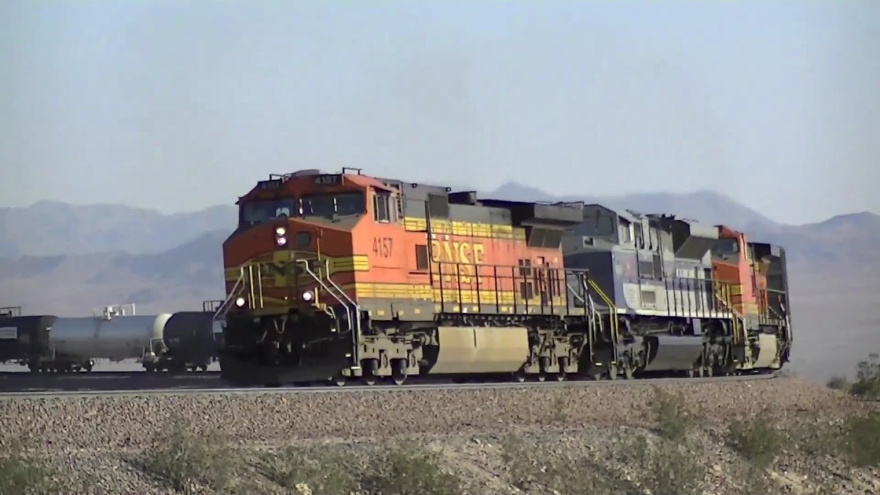 NS 1070 "Wabash Heritage Locomotive" Across the BNSF Needles Sub - YouTube