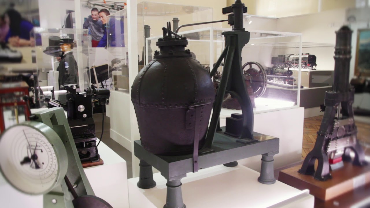 Pavillon de l'industrie Creusot - YouTube