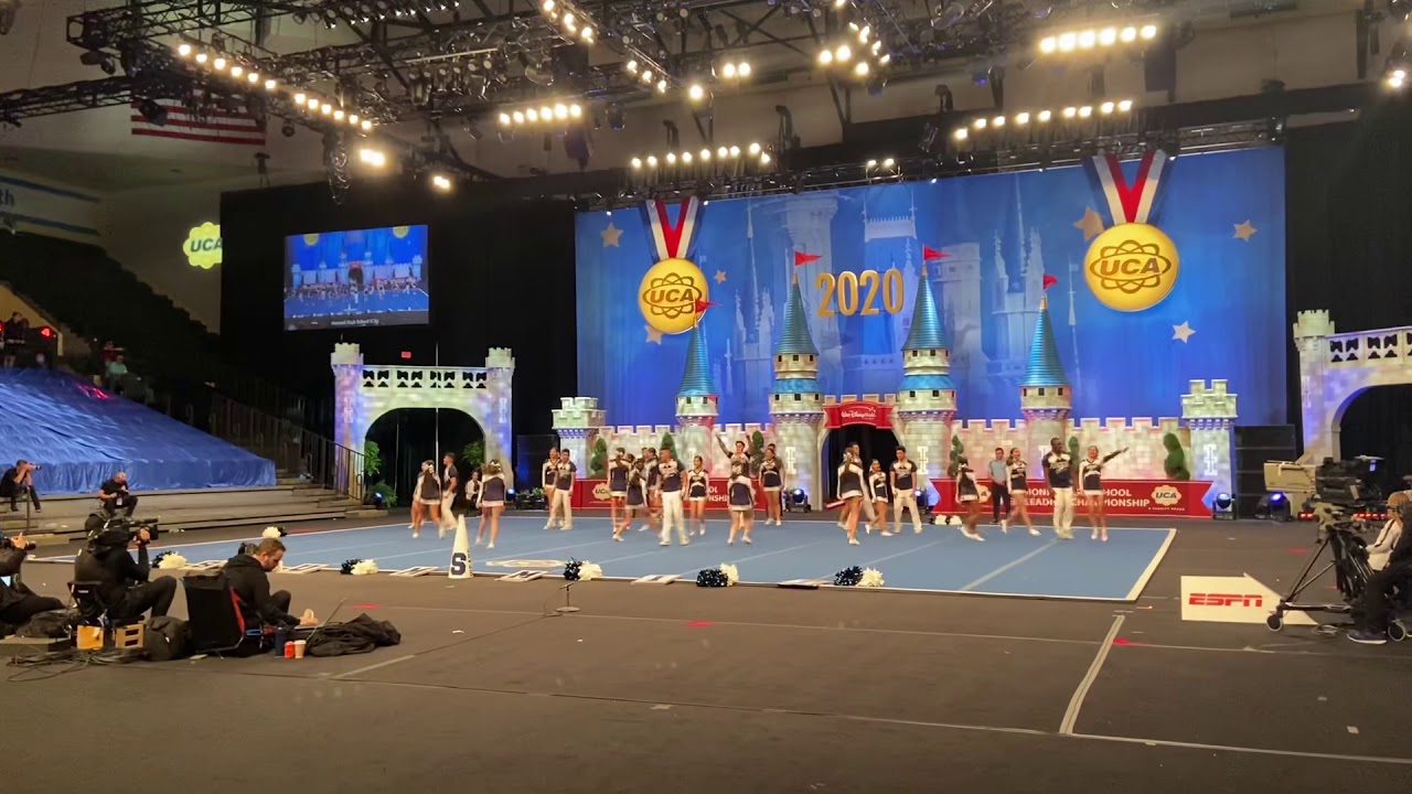 Summit Varsity Cheer UCA Nationals Finals 2020 - YouTube