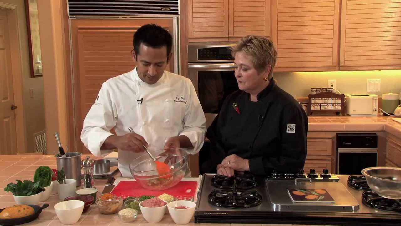 Raj Dixit Makes a Holiday Themed Turkey Burger - YouTube
