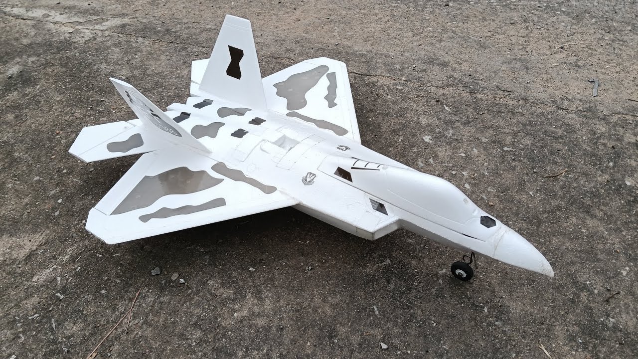 เช้านี้กับ F-22 - YouTube