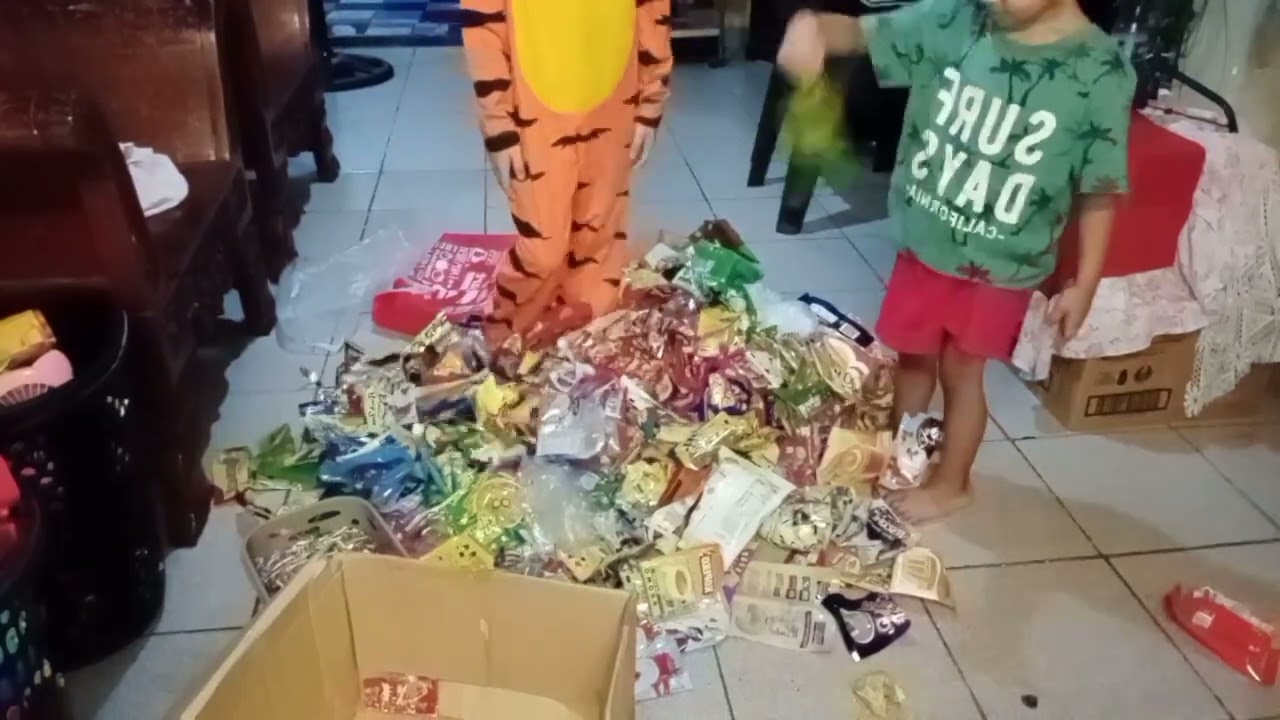 balat ng mga sitsirya 🤣😂😀🤭 - YouTube