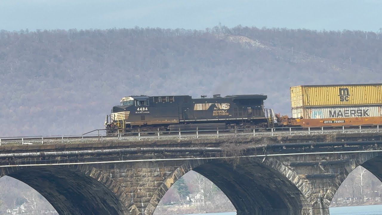 NS 4484 AC44C6M leads NS 11N over the Rockville bridge at Marysville Pa ...