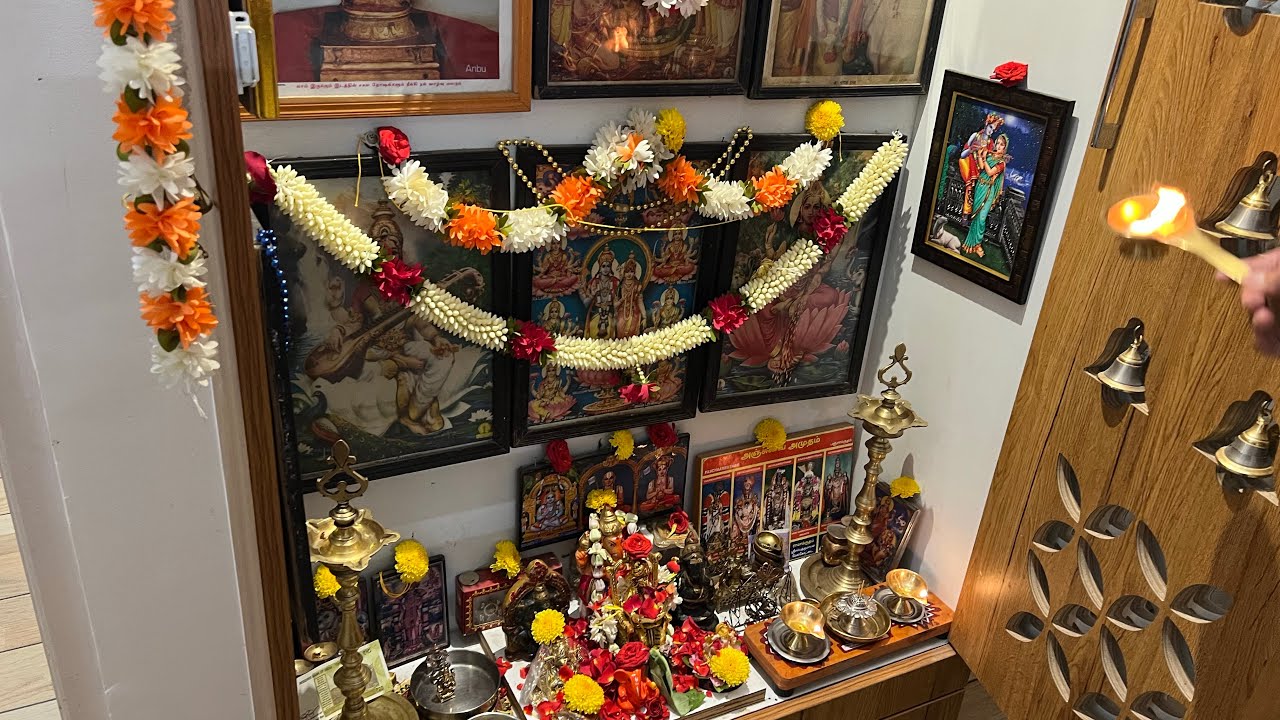 Lalithambikam Chinthayamyaham / Suddha Saveri/ Muthuswamy Dikshithar ...