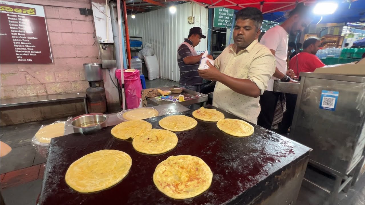 Ghee Fried Puran Poli at VV Puram | Bangalore Street Food - YouTube