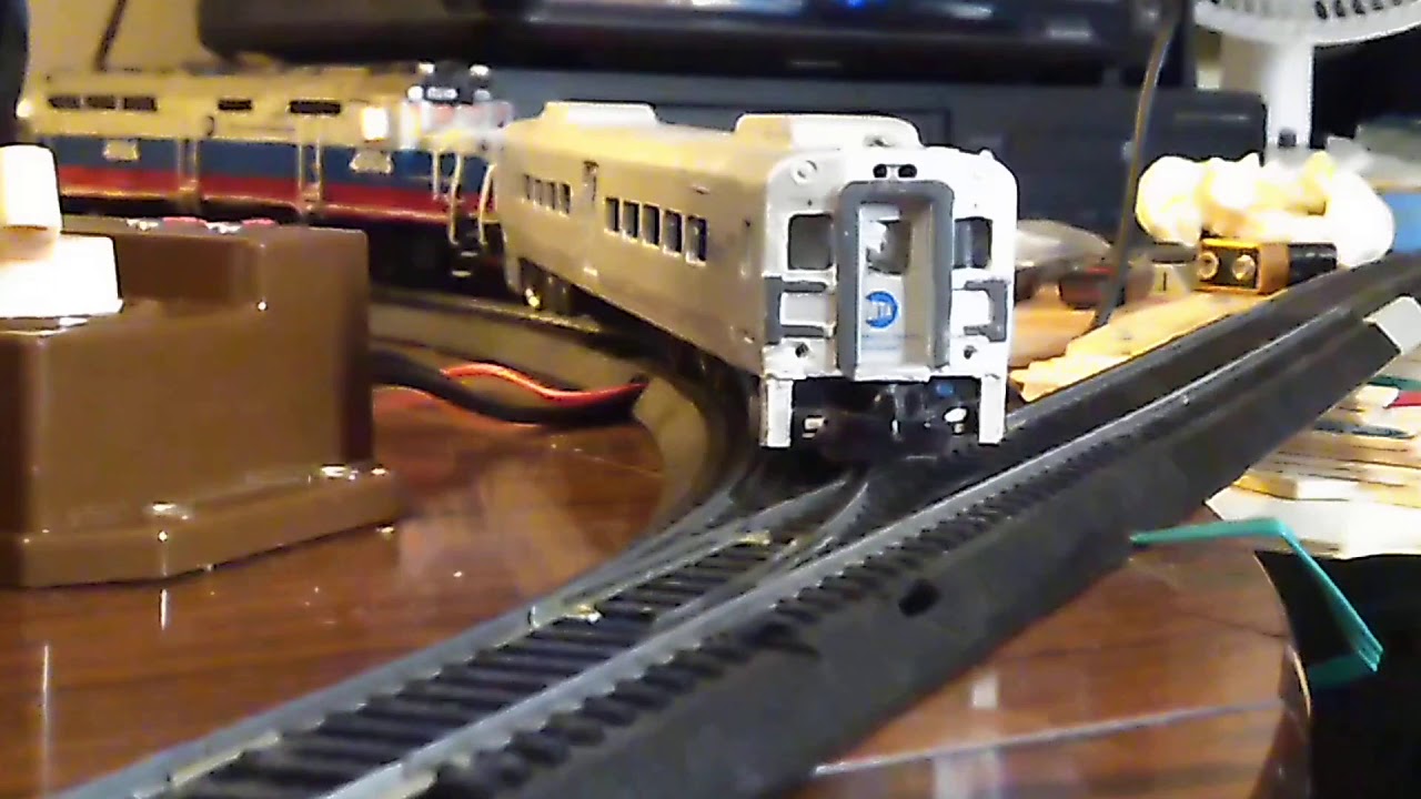 Ho Scale PTC Cab Car Sandwich Train with MNCR GP40FH-2#4904 and NJT ...