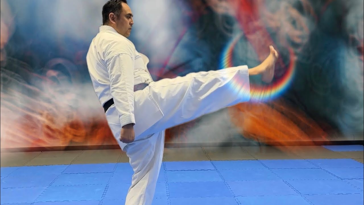 How to Mae Geri (Beginners) - YouTube