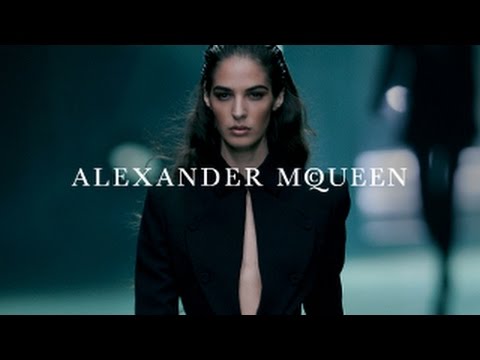 Alexander McQueen | Women's Spring/Summer 2006 | Runway Show - YouTube