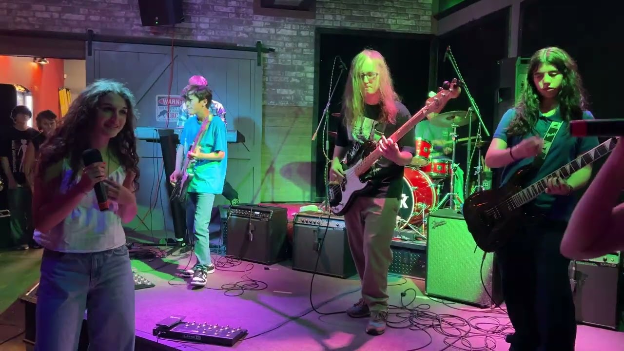 Marta Blondie School Of Rock