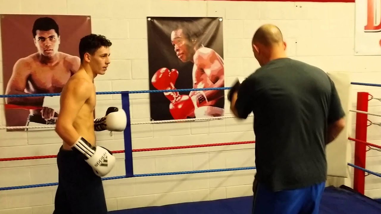 Sensational Sonny Lee DJ Boxing Gym SSL - YouTube