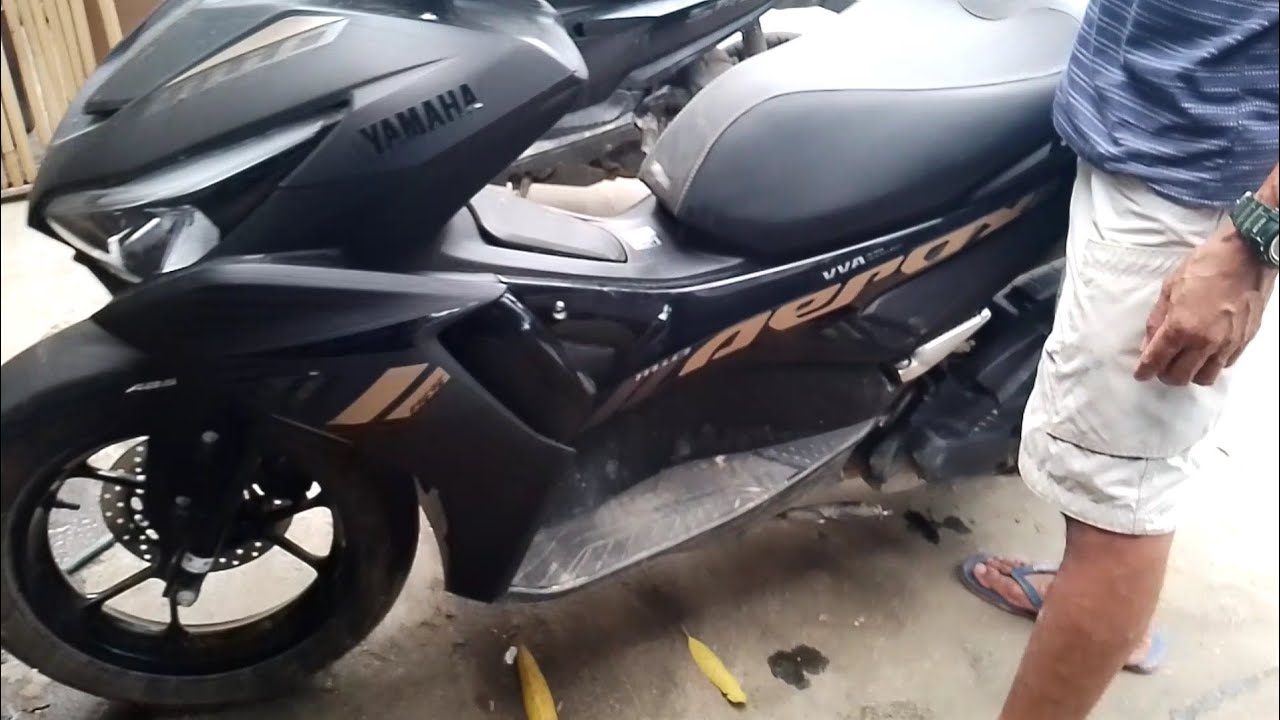 AEROX ENGINE OIL LEVEL - YouTube