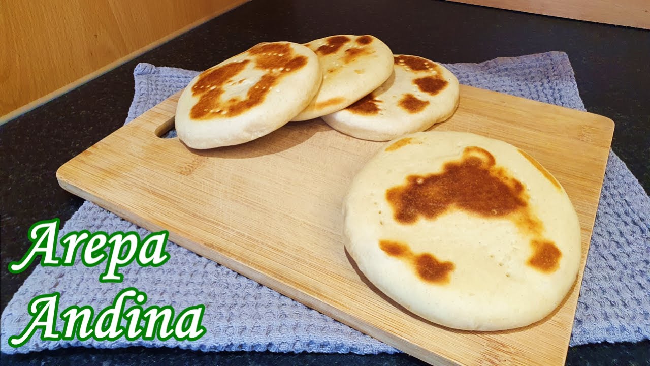 Como hacer AREPA ANDINA o AREPA de TRIGO 💚 | Dia Mundial de la Arepa 👩🏽 ...