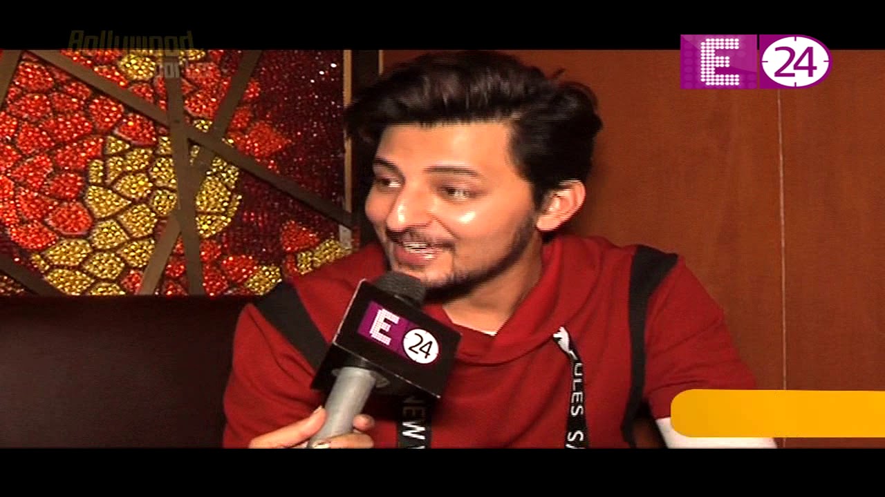 Singing sensation Darshan Raval on E24 - YouTube