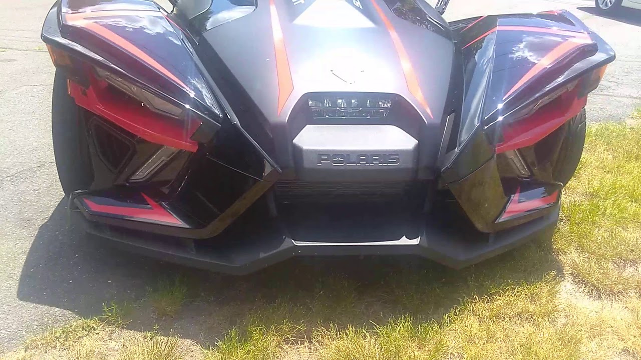 Polaris slingshot Type-R walk around footage - YouTube
