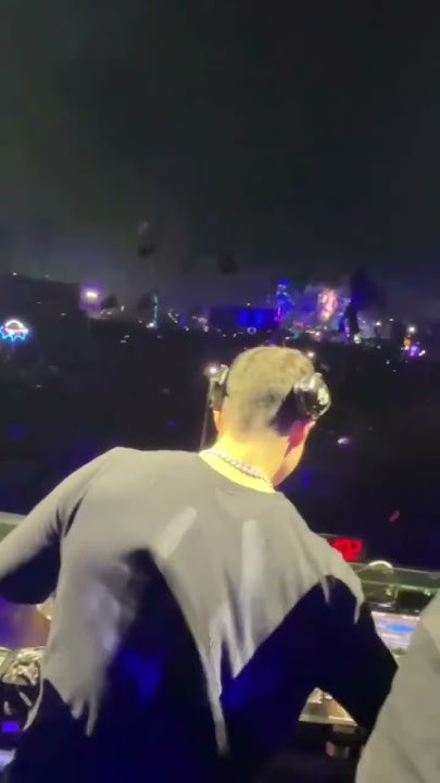 Dom Dolla b2b Green Velvet b2b John Summit at EDC Orlando 2022 - YouTube