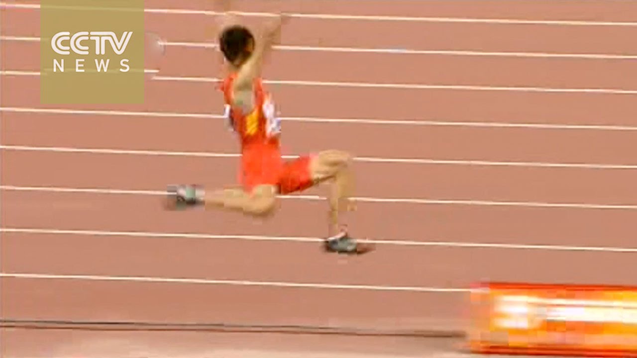 China wins its 1st ever long jump medal at world championships - YouTube