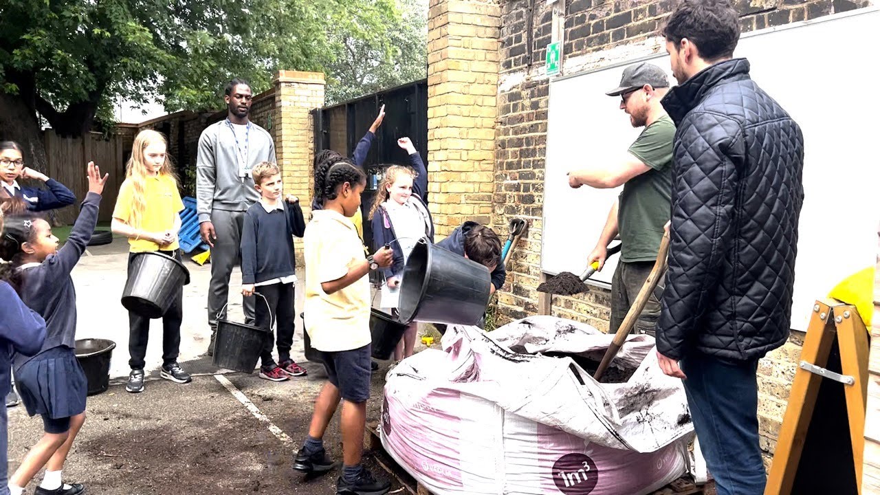 Creating Social Value through recycling and waste management - YouTube