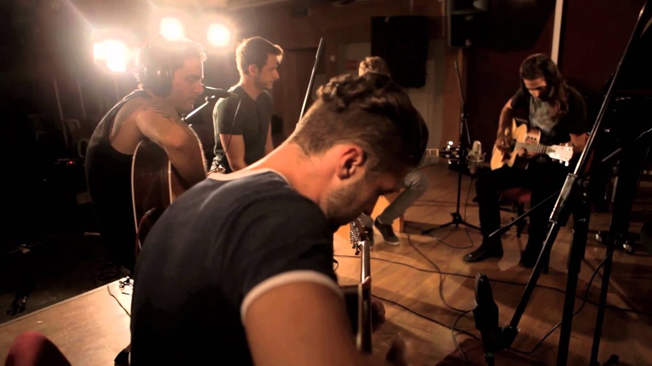 EarlyRise - Face Me (from Live Acoustic Session) - YouTube