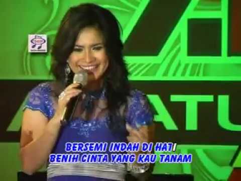 Ikke Nurjanah - Terlena (Official Music Video)