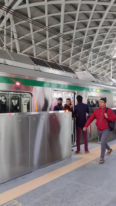 Metrorail MRT6 Dhaka Bangladesh. #mrt6 #metrorail #metrorailbd #ExploreWithAsad - YouTube