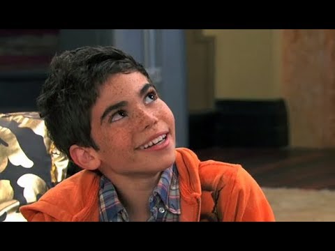 Luke Ross's First Scene - Cameron Boyce - Jessie (2011) Season 1, Episode 1 New York, New Nanny