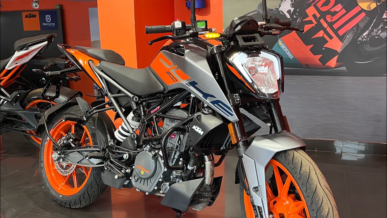 Ktm Duke 200 (E20) OBD-2 Dark Silver Metallic New Model 2023 Detailed ...