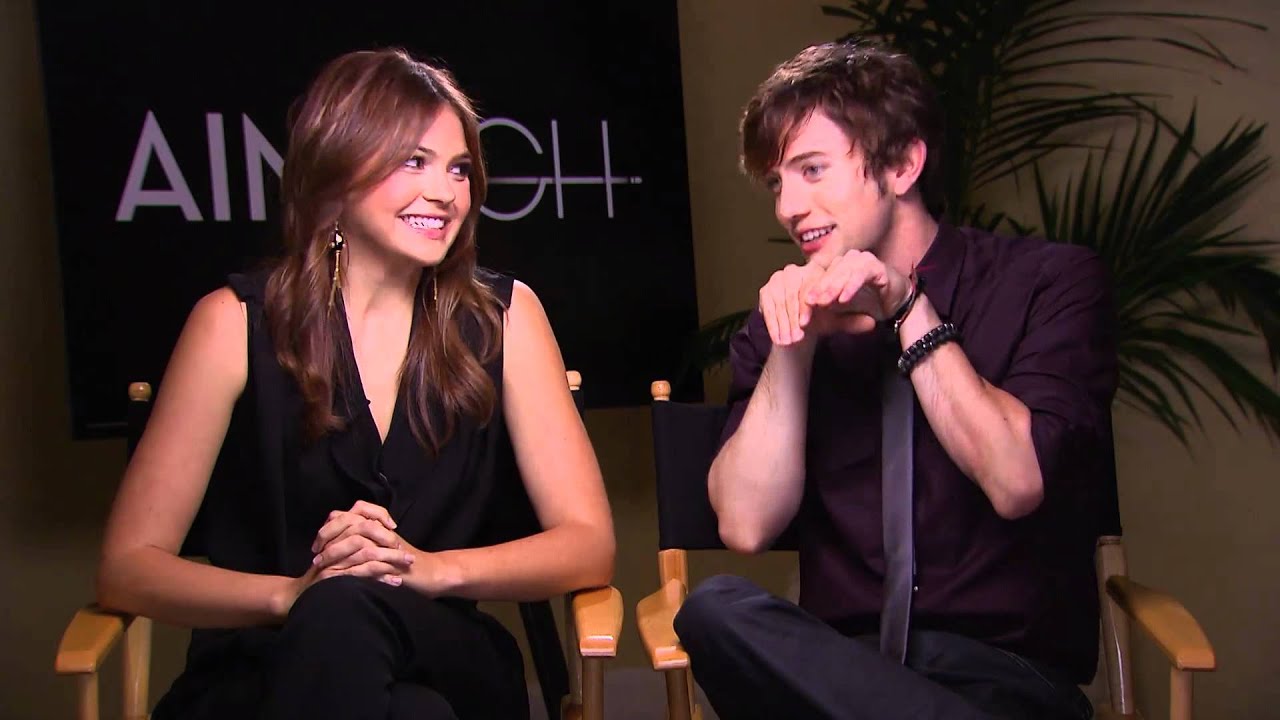 'Aim High' -- Aimee Teegarden & Jackson Rathbone - YouTube