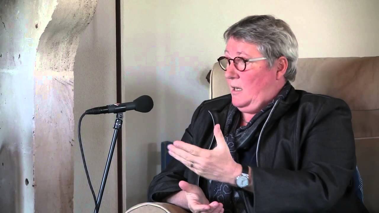 Els van Dijk: 'Volwassen worden wordt steeds ingewikkelder' - YouTube