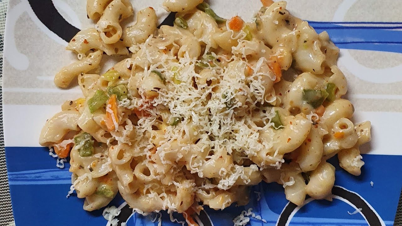 How to make cheesy macroni - YouTube