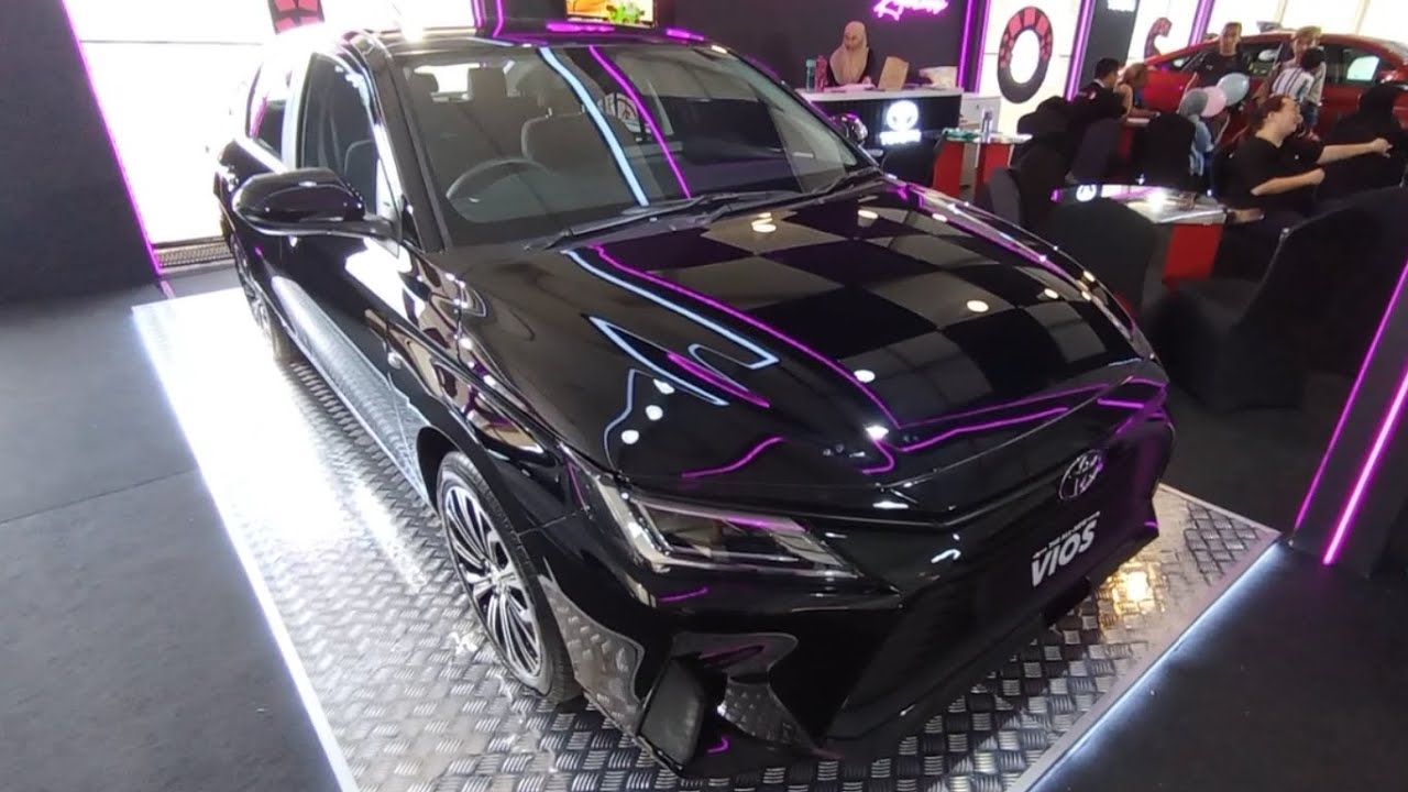 Toyota Vios (AC100) 1.3 CVT black walkaround exterior and interior ...
