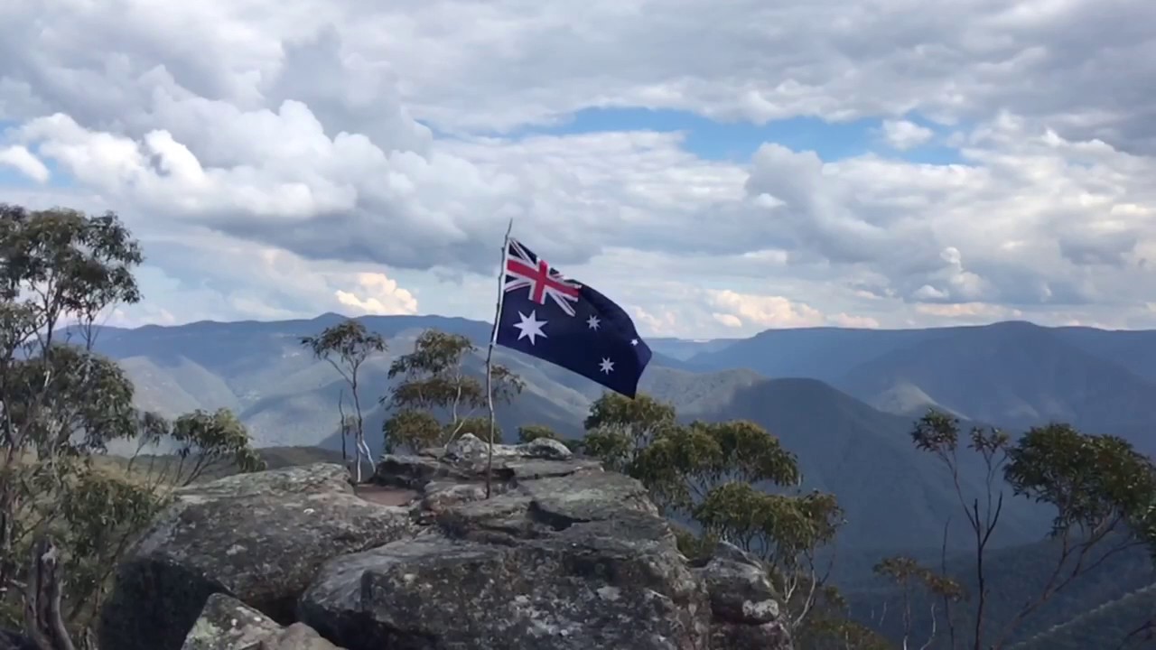 Splendour Rock - YouTube