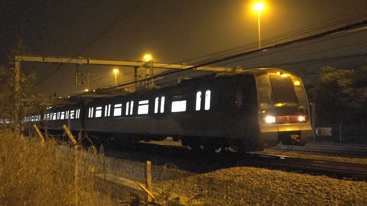 【最佳配角】港鐵 東涌綫 TCL K-Train (V616/V816) 於欣澳站以西逆線行駛 - YouTube