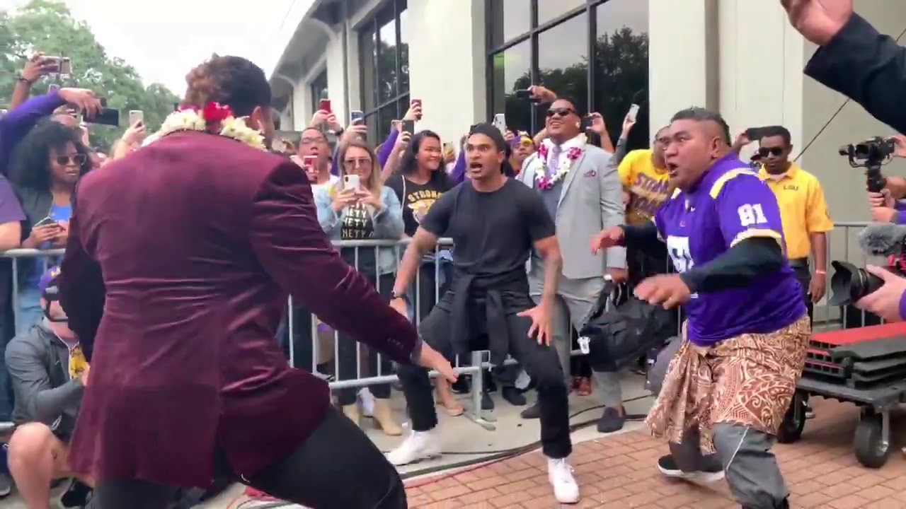 Breiden Fehoko Performs Haka With His Dad Again - YouTube