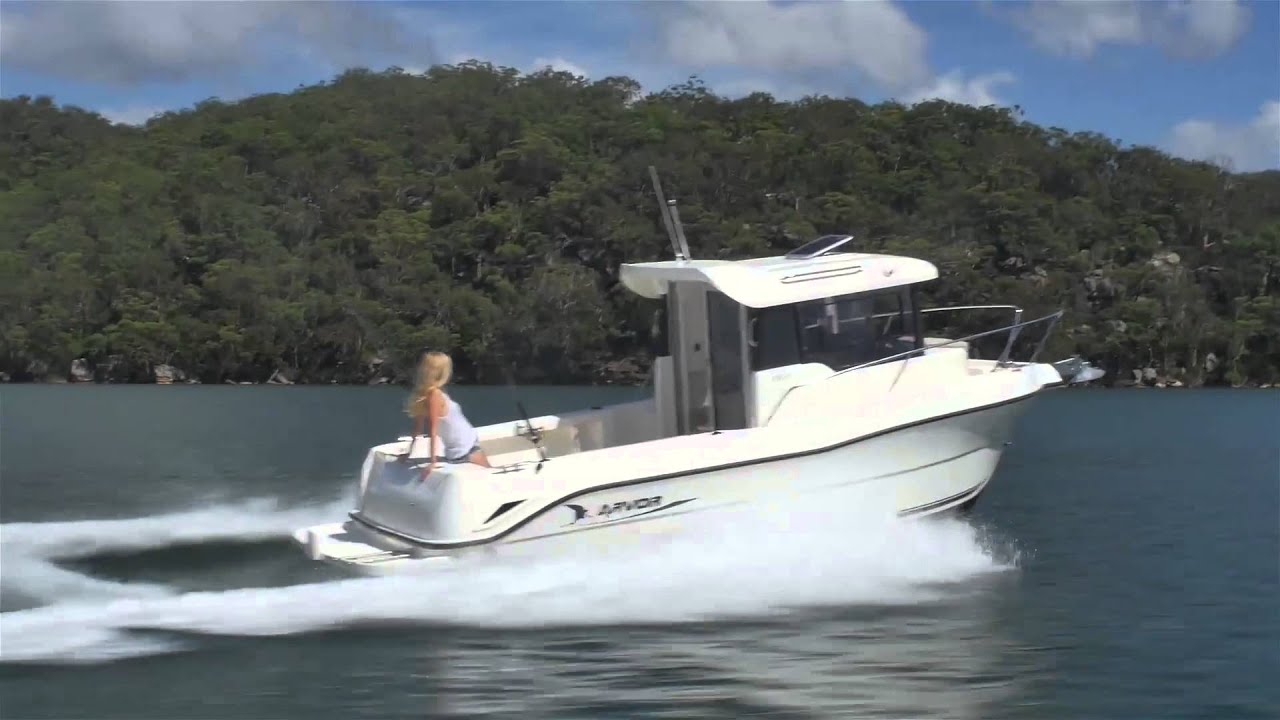 Arvor 690 Diesel - YouTube