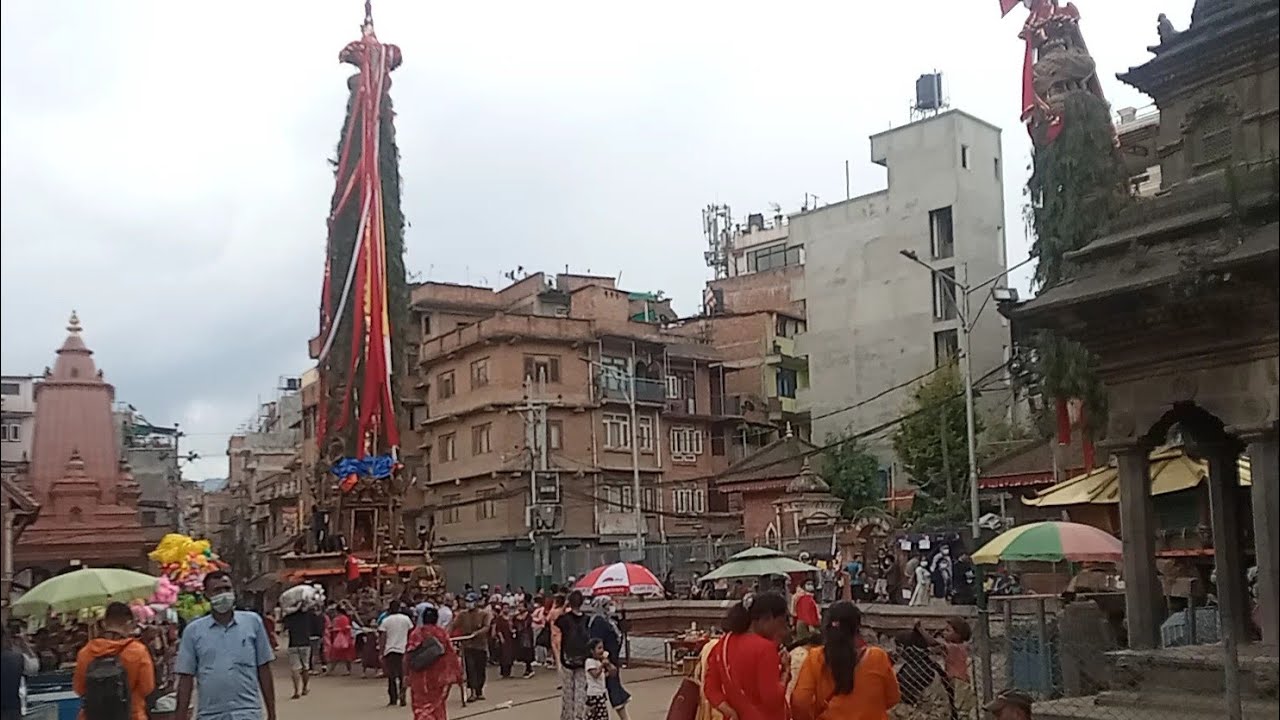 Rato Machhindra Nath Jatra at sundhara_ patan - YouTube