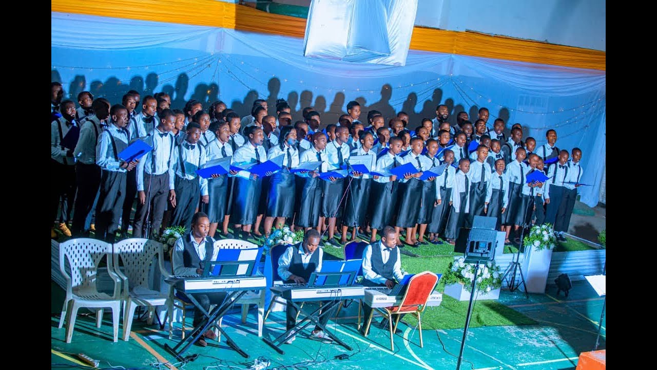 TEDEUM BY CHORALE SAINT ALOYS STELLA MARIS - YouTube