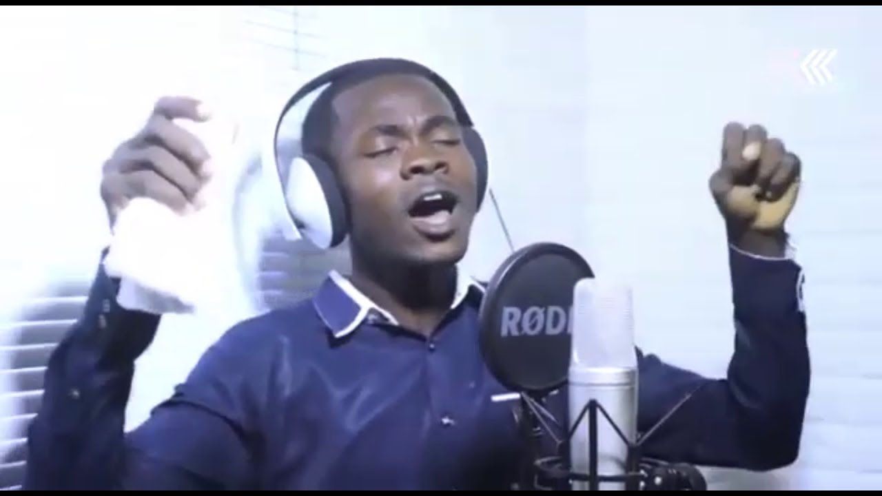 Ghana gospel worship song by Minister Eric Okyere....... Topg gospel ...